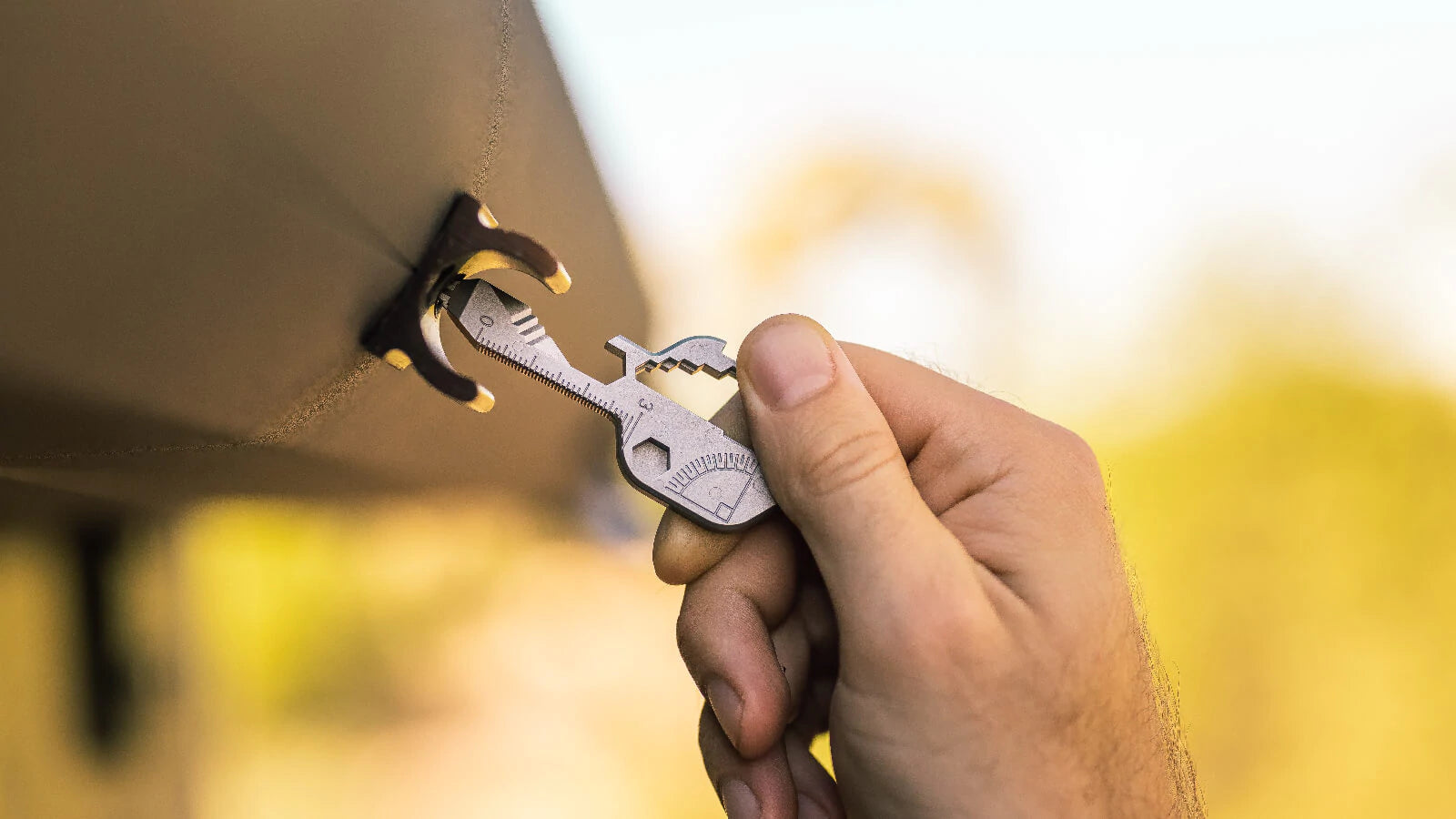 This New Gadget Puts An Entire Toolbox In Your Pocket – Hailed As a To ...